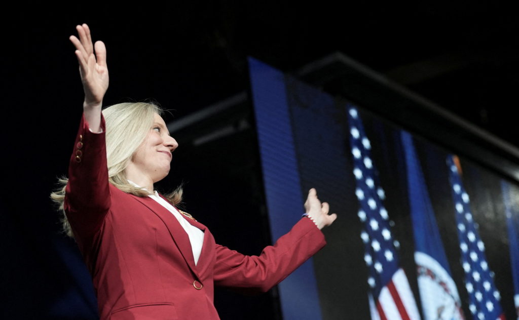 Spanberger takes Virginia's big stage in first General Assembly address ...